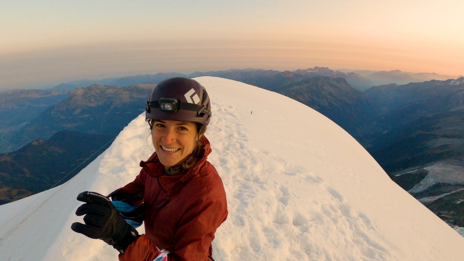 Hillary Gerardi - The Ultrarunner.com